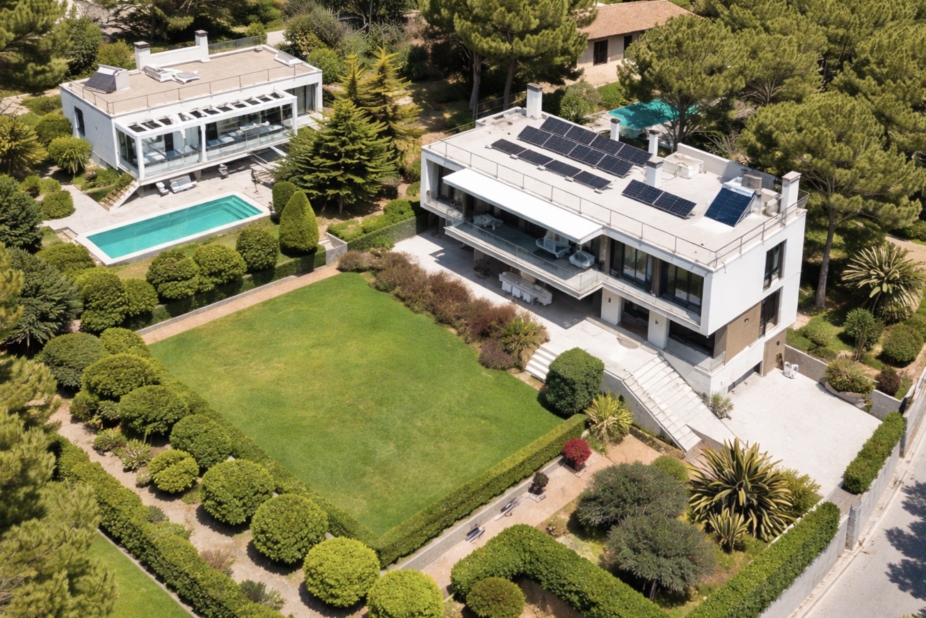 Stilvolle Villa in Camp de Mar mit separatem Gästehaus und traumhaftem ...