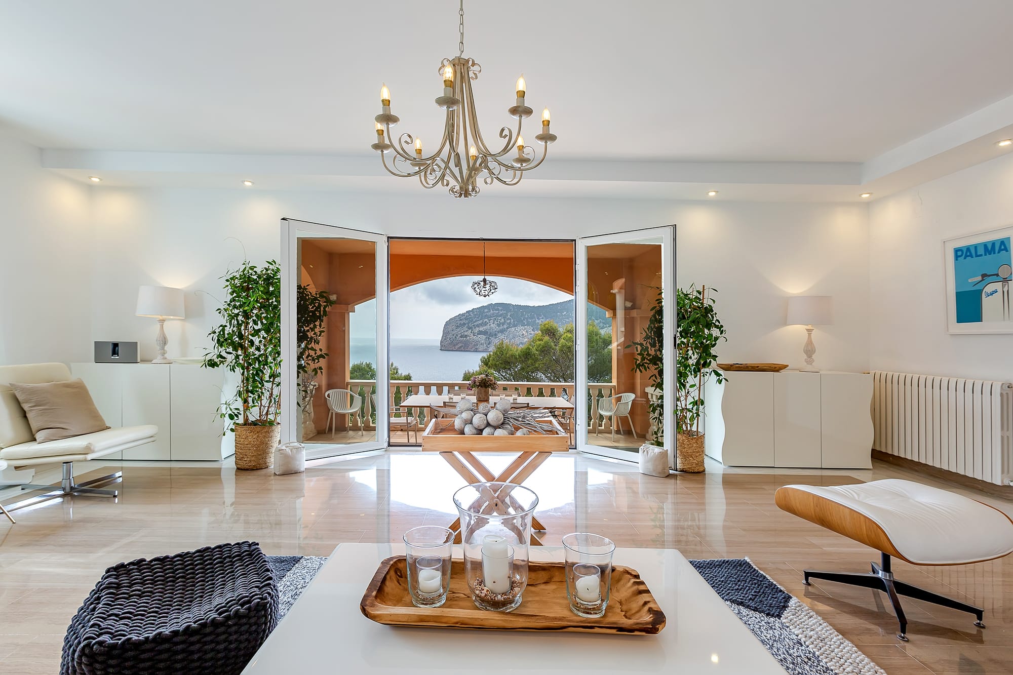 Exklusive Villa mit Pool und Panorama-Meerblick in Top-Lage von Camp de ...