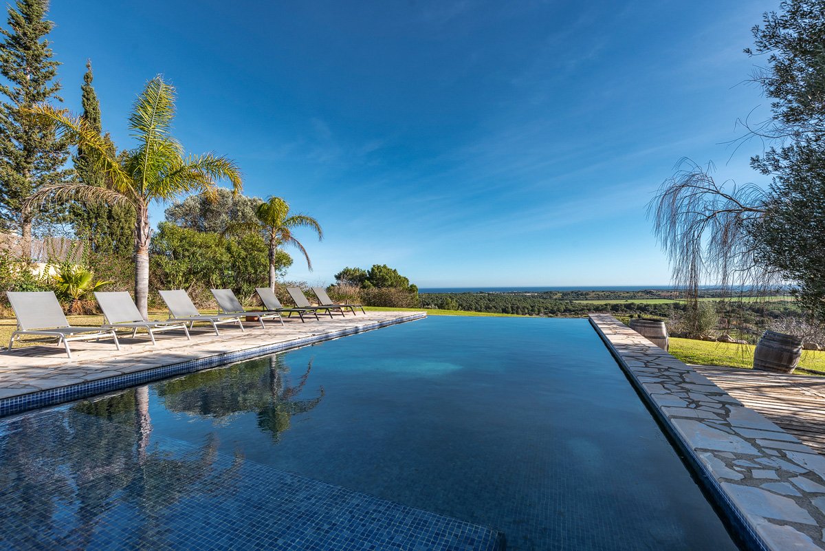 Rustic finca property with beautiful sweeping views to the sea near to ...