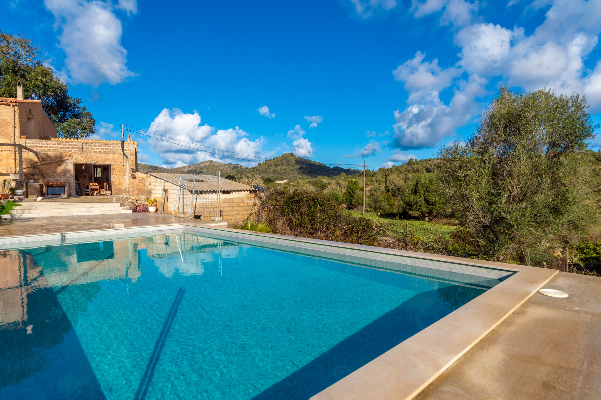 Characterful finca in Arta on a large plot with stables offering great potential-purchase