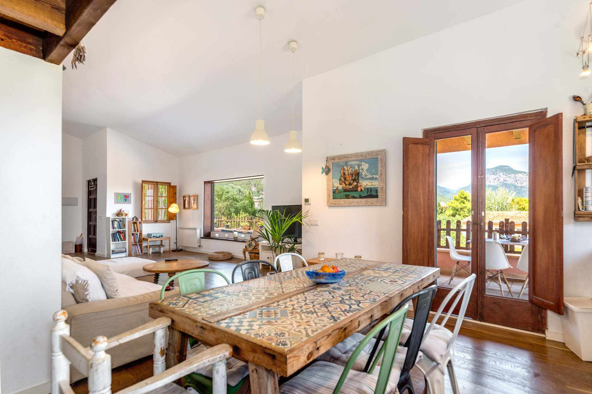 Finca mit traumhaftem Blick und fußläufig zum Marktplatz in Alaró - kaufen
