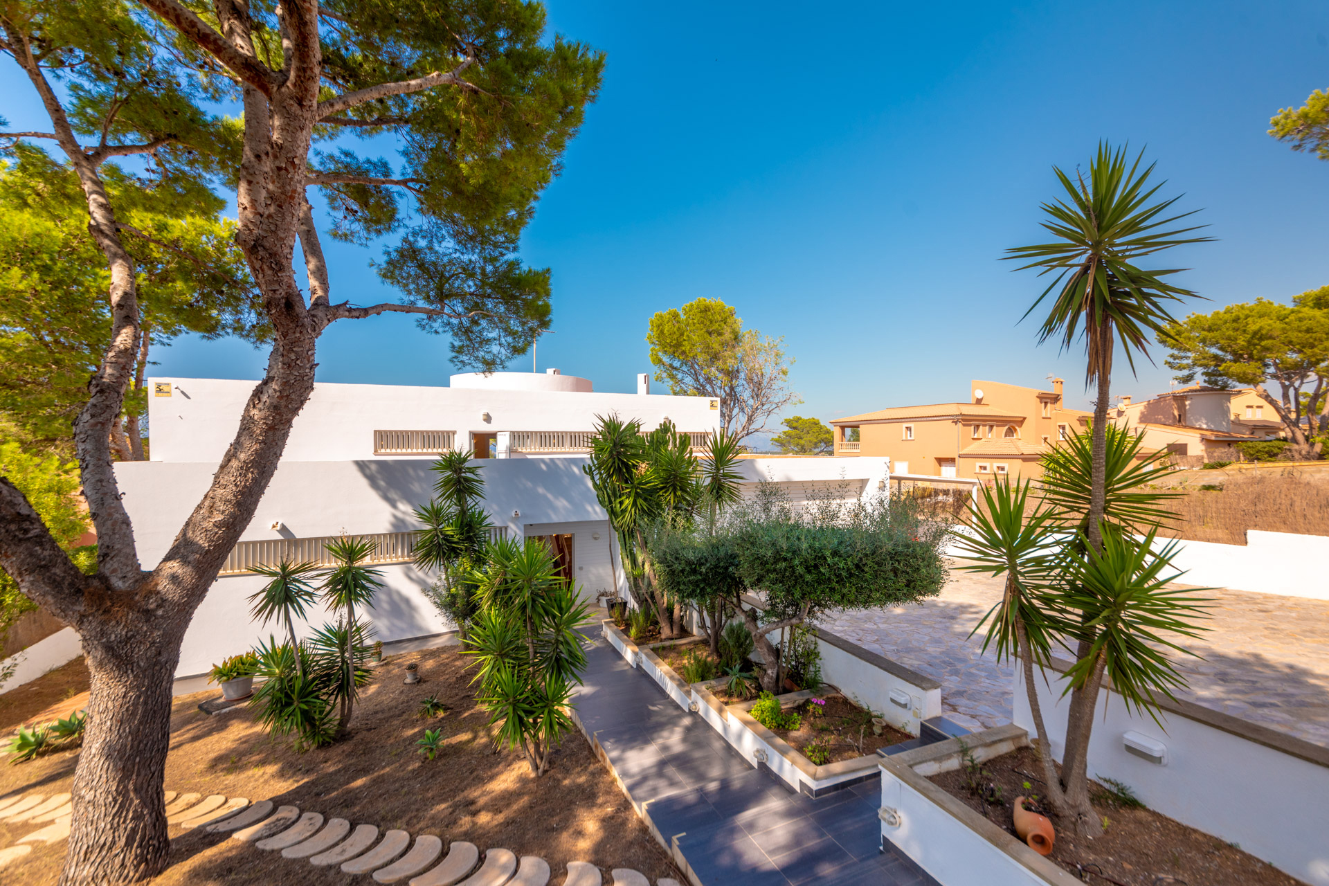 Moderne Villa in 1. Meereslinie in Bahia Azul - kaufen